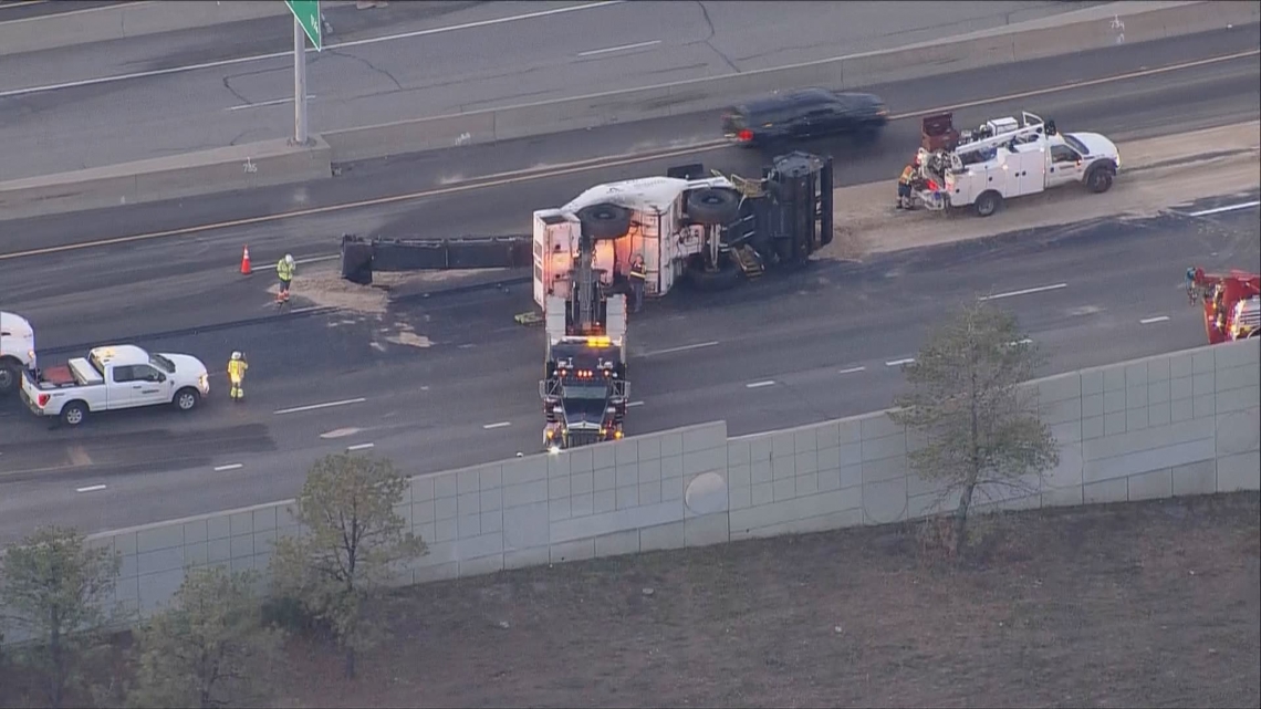 SB I-25 back open after construction equipment blocked roadway for ...
