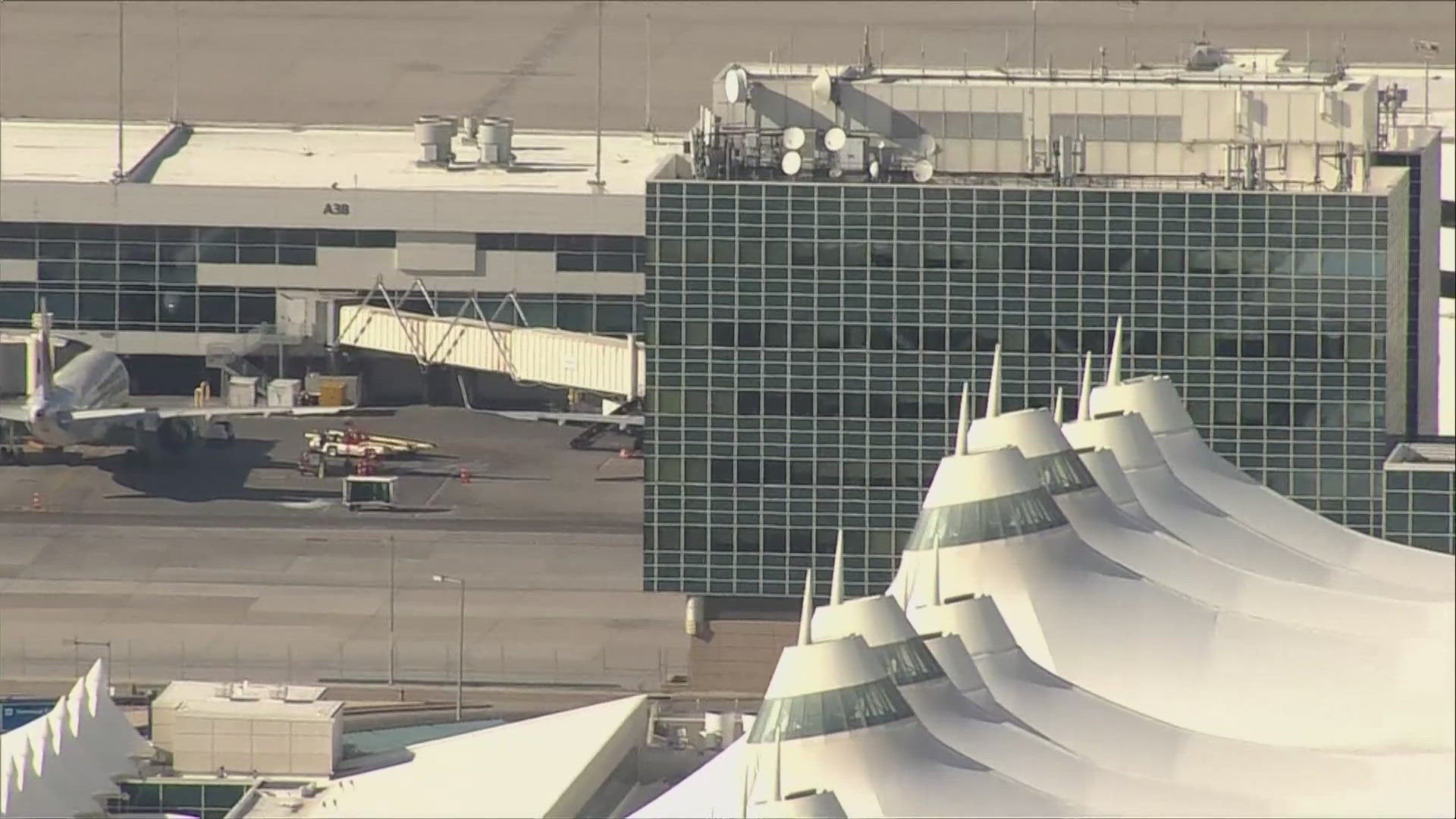 Man crashed through DIA employee gate, Denver Police say | 9news.com