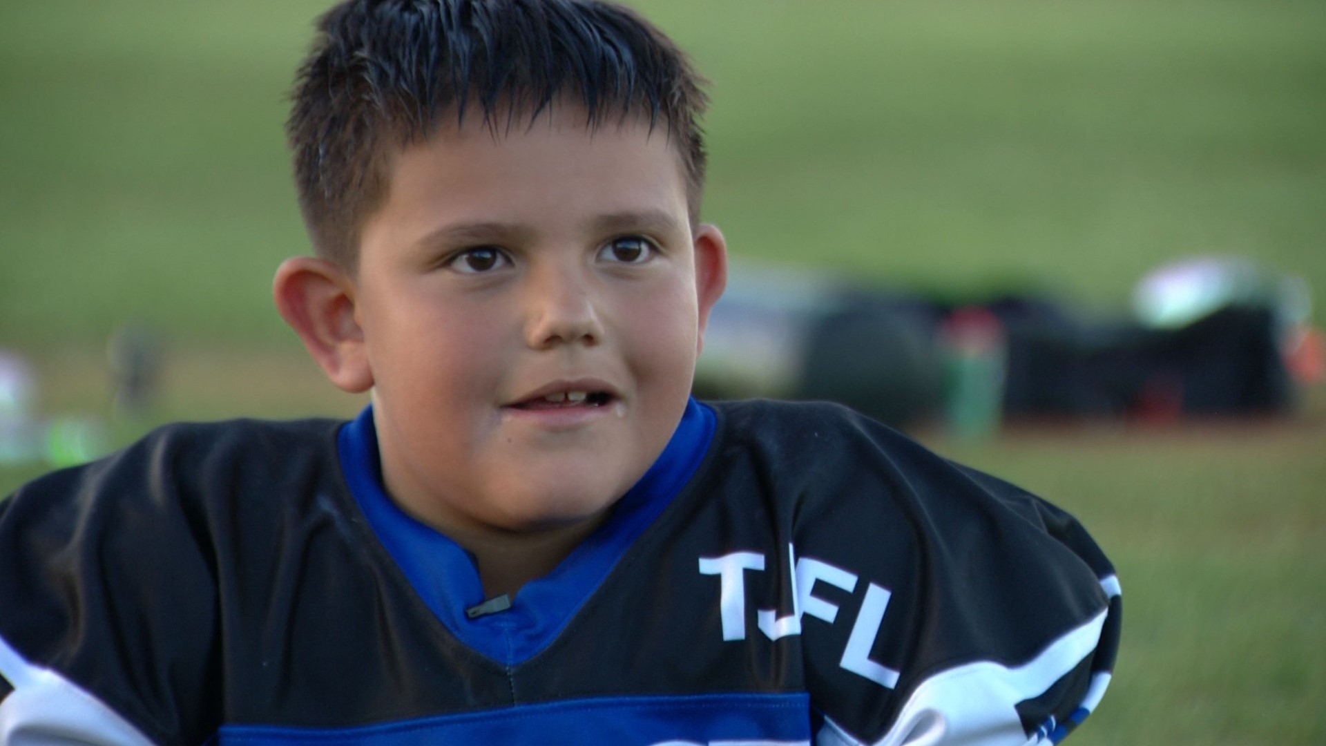 Former Bronco one of few Hispanic players to make it in the NFL | 9news.com