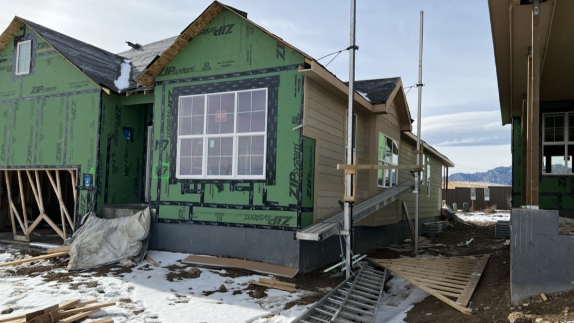 Couple rebuilding after Marshall Fire | 9news.com