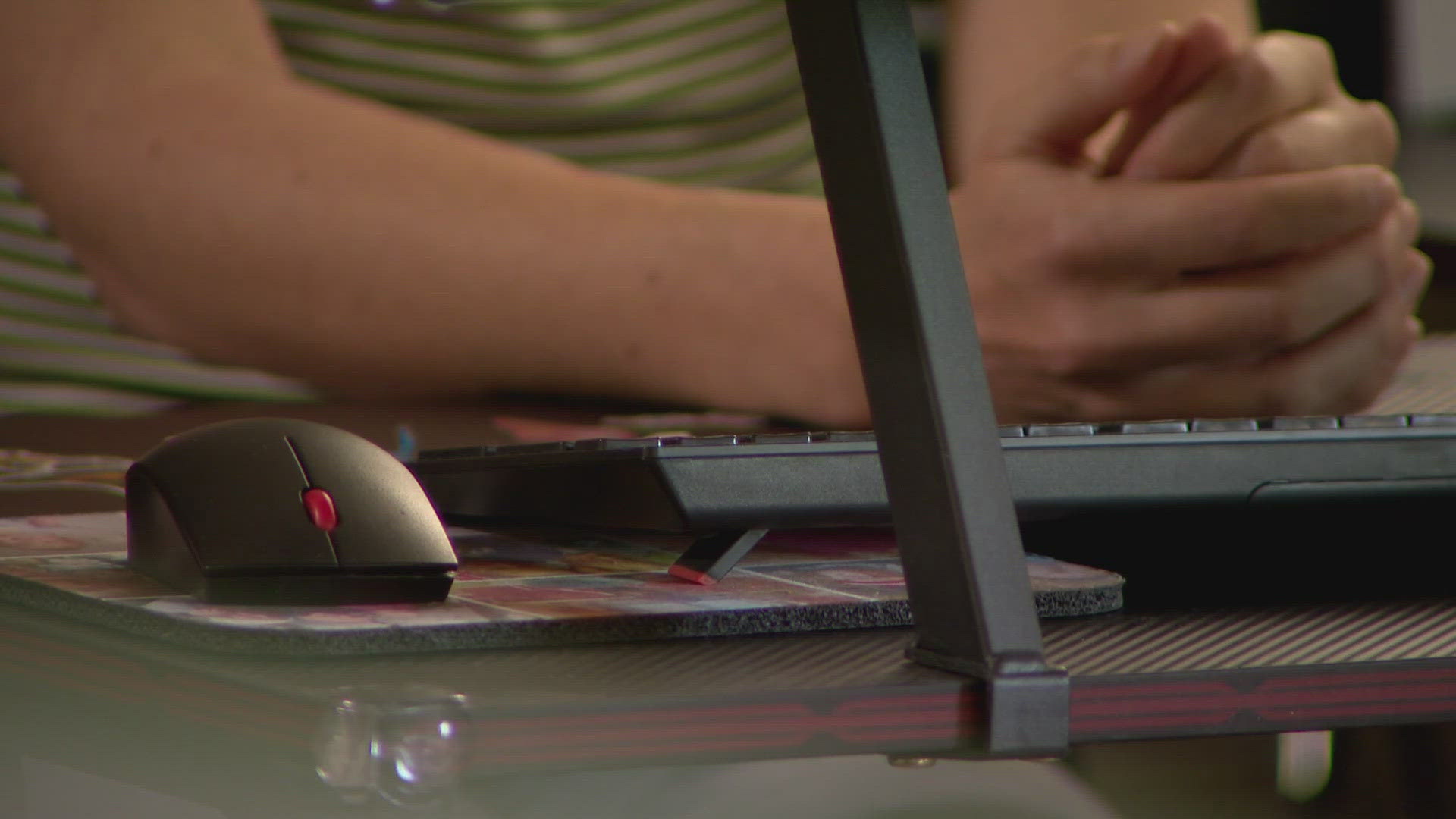 Woman who hired hitmen to kill her husband closer to parole | 9news.com