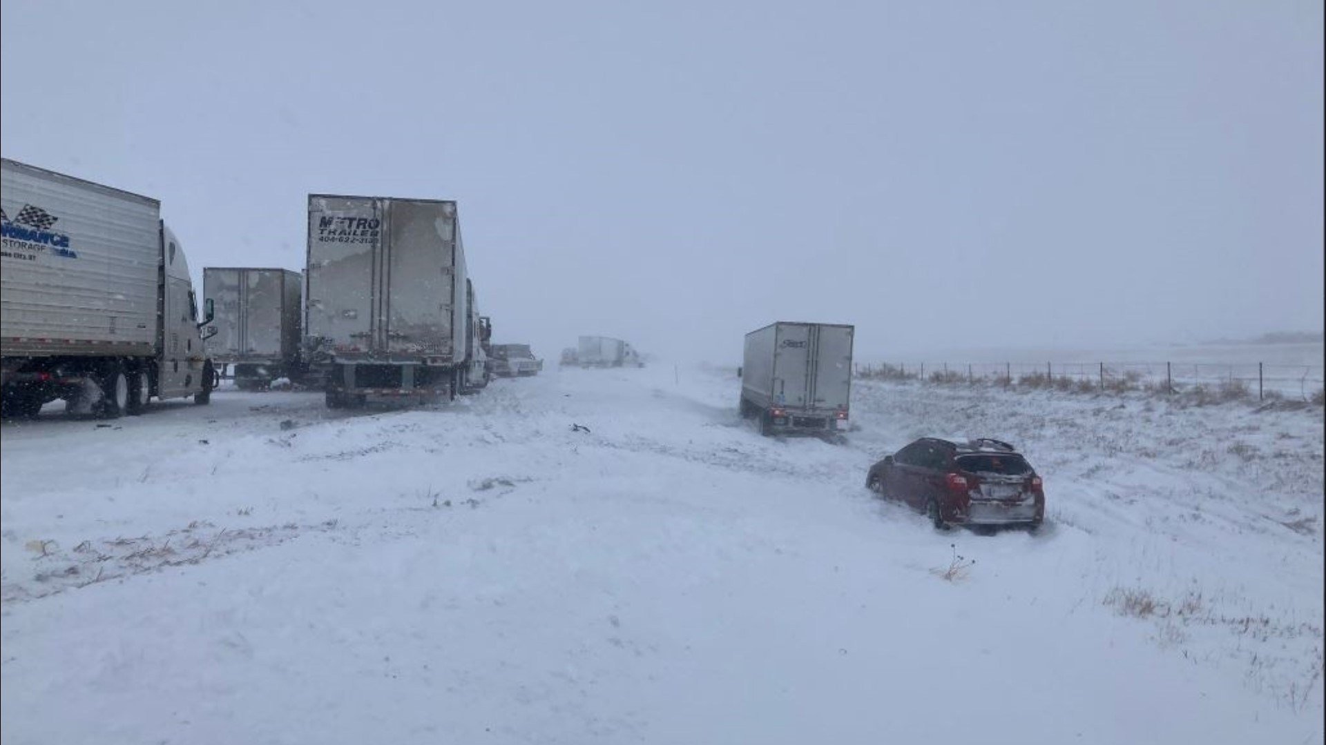 Crash shut down Interstate 70 in eastern Colorado to Kansas line ...