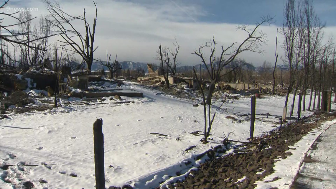 Colorado fire victims asked not to sift through toxic ash, debris ...