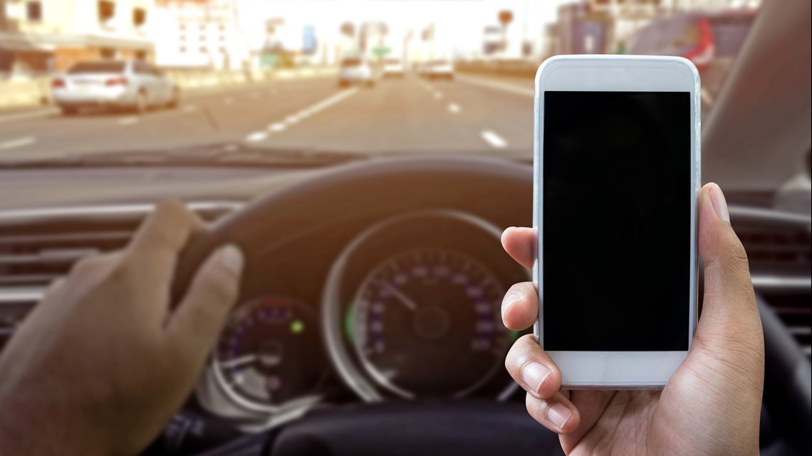 How to 'read' your texts hands-free while driving | 9news.com