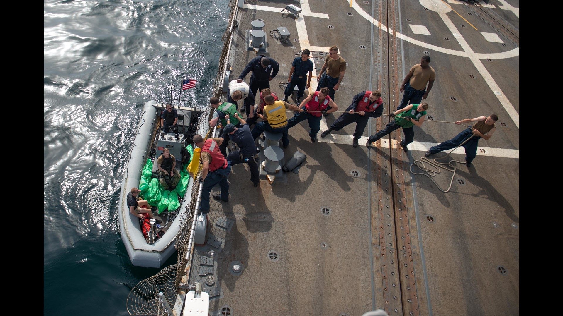 PICTURES: Norfolk-based USS Jason Dunham seizes hundreds of guns ...