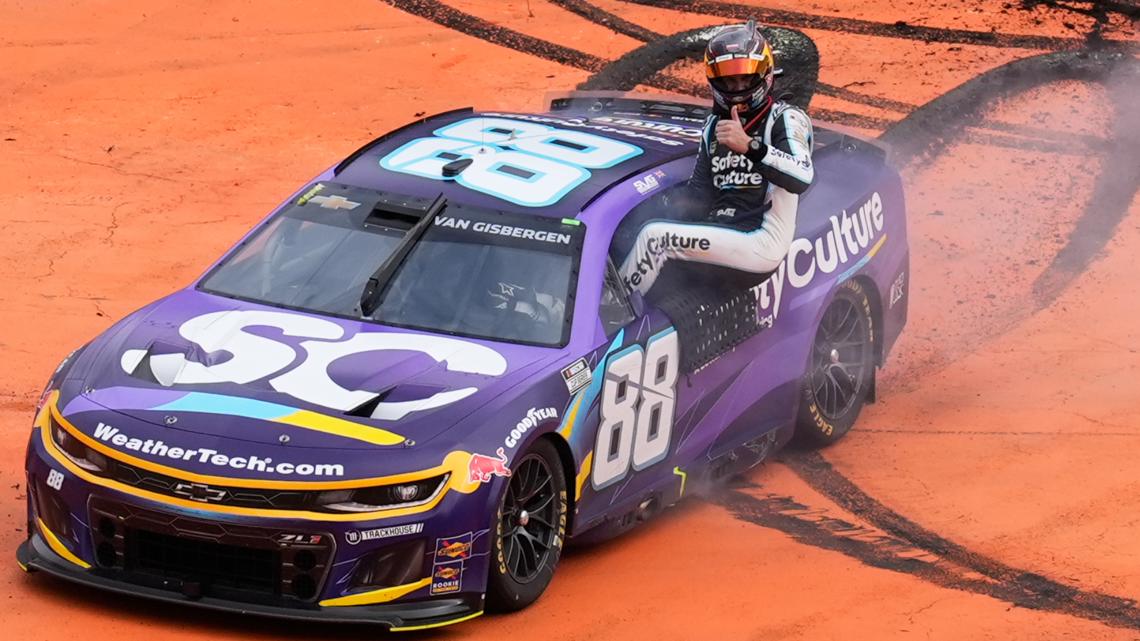 Shane Van Gisbergen wins NASCAR race in Mexico City | 9news.com