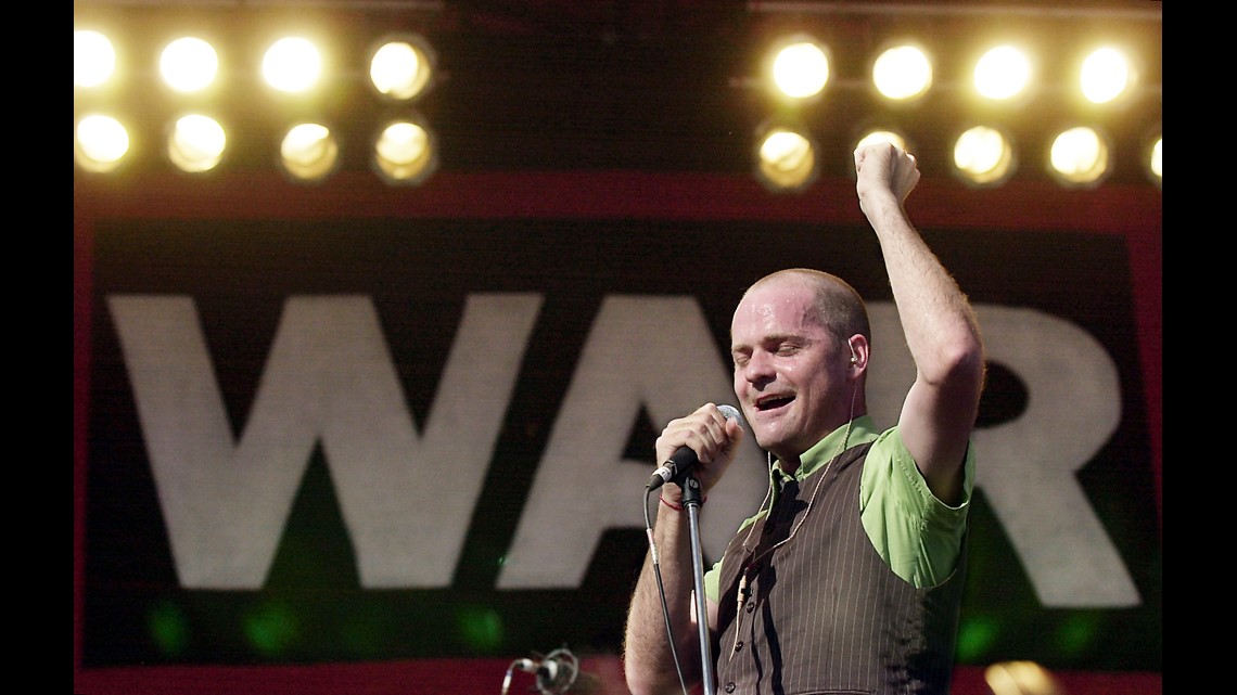 Tragically Hip's Downie diagnosed with cancer | 9news.com