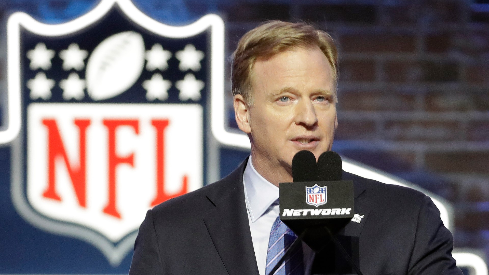 Roger Goodell sends letter to NFL fans explaining plans for season ...