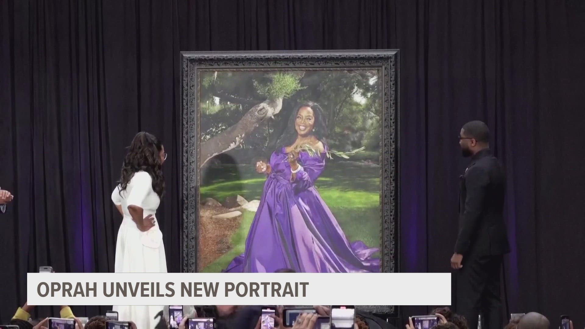 National Portrait Gallery's Oprah Winfrey painting unveiled | 9news.com