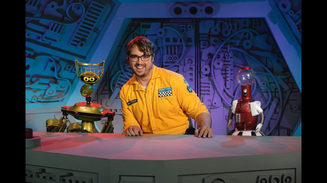 Joel Hodgson and Jonah Ray on the Netflix return of 'MST3K' | 9news.com